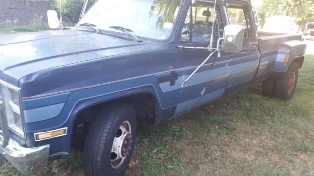 1987 chevy truck R30 for sale
