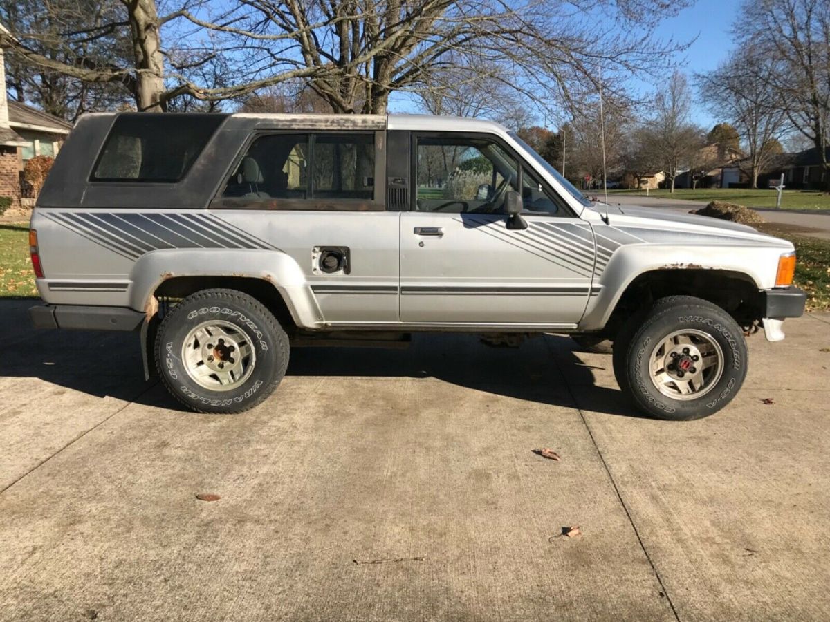 1988 4Runner, SR5 with 3.0 V6 automatic transmission for sale