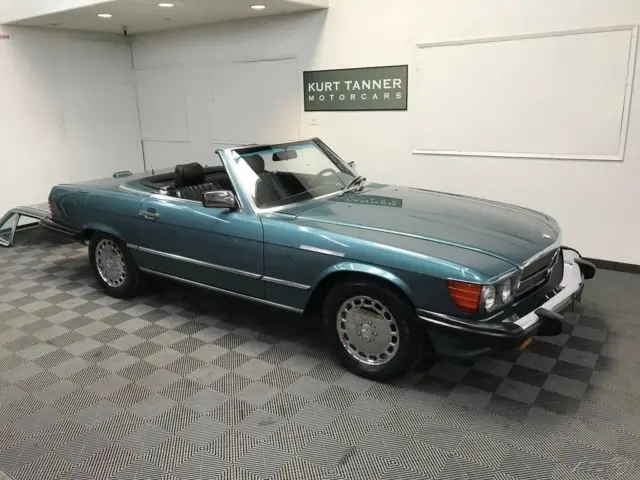 1989 MERCEDES BENZ 560 SL. FIRST OWNER BELIEVED TO BE ACTOR/DIRECTOR ...
