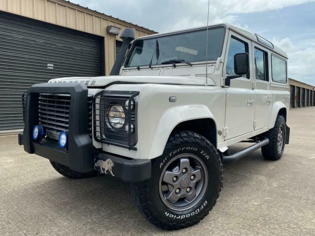 Land Rover Defender 110 TD5 for sale
