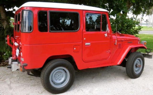 toyota land cruiser red bj 40 for sale