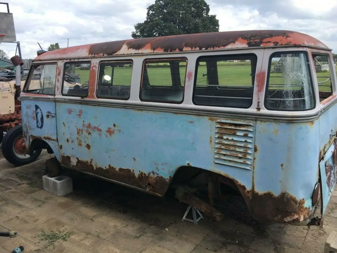 VW Bus 15 Window for sale